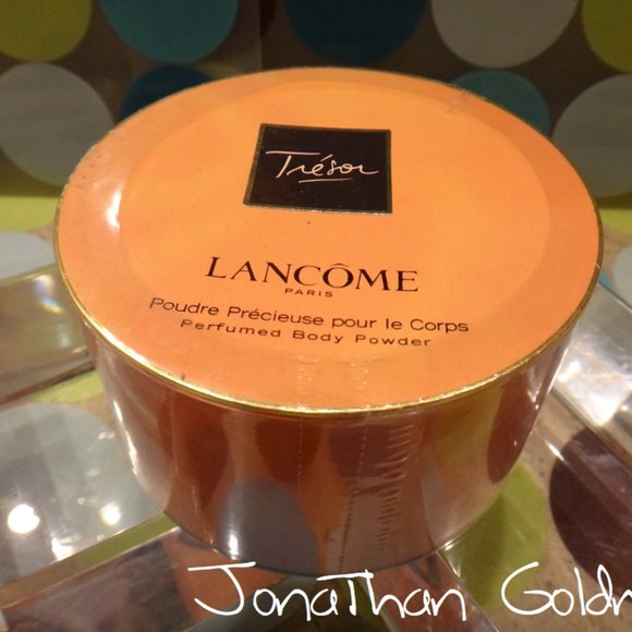 Lancome | Bath & Body | Lancome Paris Tresor Perfumed Body Powder 325oz ...